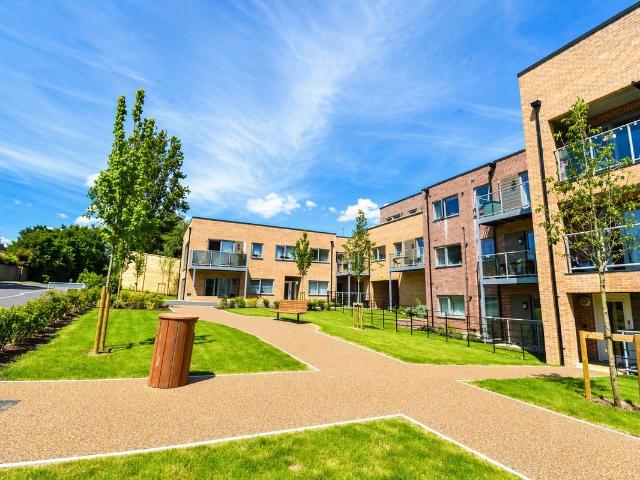 Discovery Drive, Swanley BR8, 2 bed flat to rent, £1,800 pcm | PrimeLocation