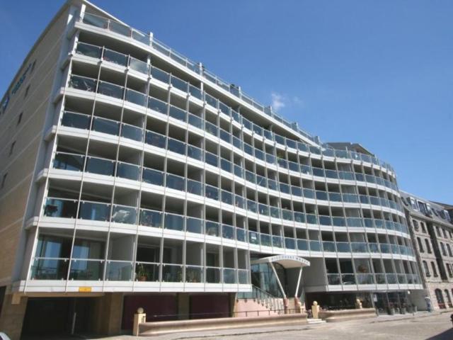 Discovery Wharf, The Barbican PL4 2 bed penthouse to rent £1,550 pcm £358 pw