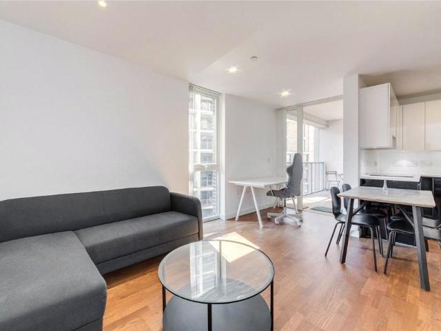 Discovery Tower, 1 Terry Spinks. 1 bed flat to rent £2,750 pcm £635 pw