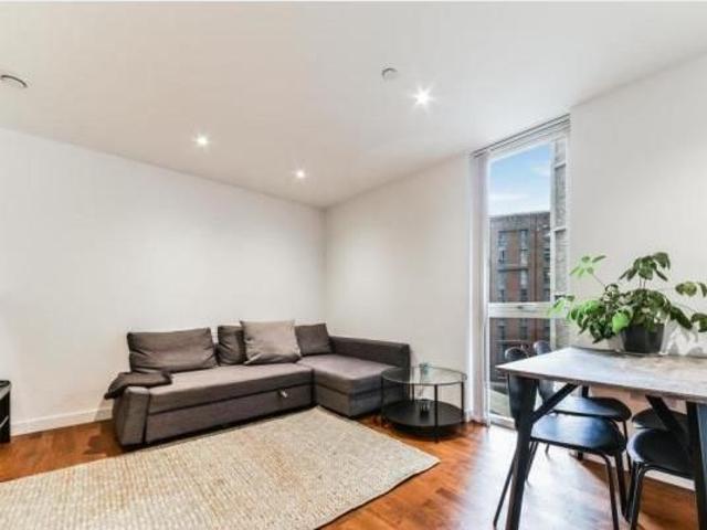 Discovery Tower, Canning Town, London E16, 1 bed flat to rent, £2,200 pcm | PrimeLocation