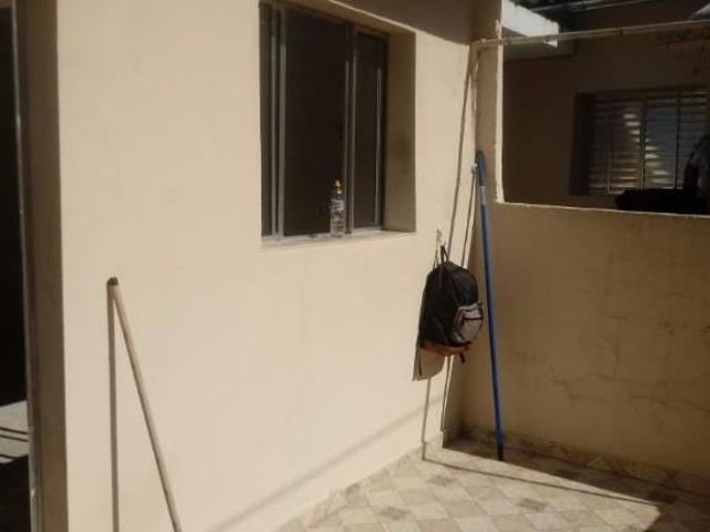 Casa com 1 dormitório para alugar, 100 m² por R$ 1.300,00/mês Vila Moreira São Paulo/SP