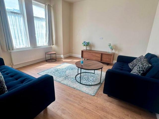 Disraeli Road, London E7, 4 bed semi detached house to rent, £3,300 pcm | PrimeLocation