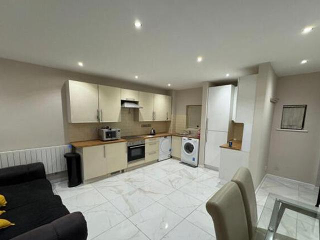 Ditton Lane, Cambridge, 2 Bedroom Flat