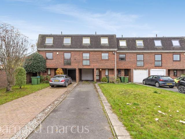 Ditton Reach, Thames Ditton KT7, 3 bed property to rent, £2,700 pcm | PrimeLocation
