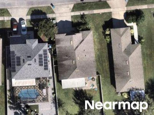 Dittmer Cir SE