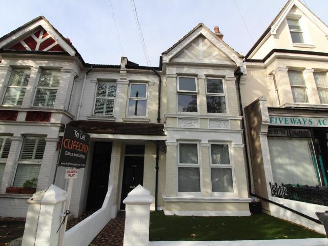 Ditchling Road, Brighton BN1 2 bed flat to rent £1,650 pcm £381 pw