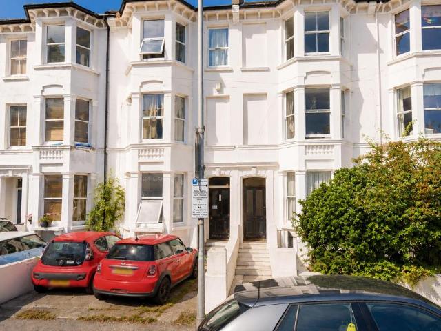 Ditchling Rise, Brighton 8 bed terraced house to rent £3,185 pcm £735 pw