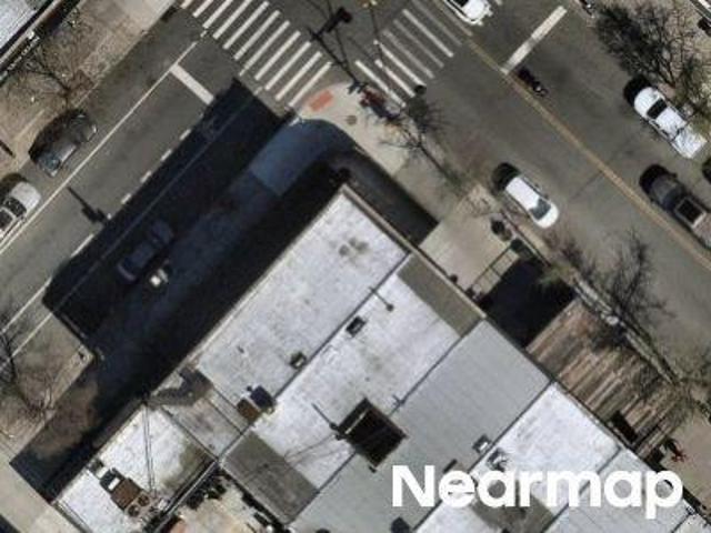 Ditmars Blvd