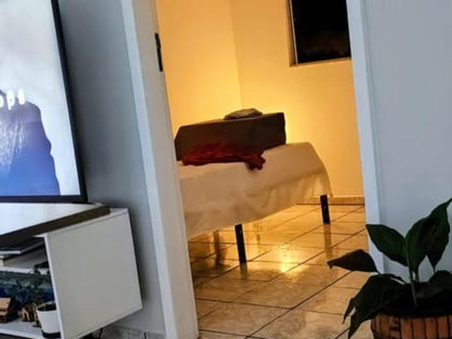 Dividir apartamento de dois quartos com outro rapaz