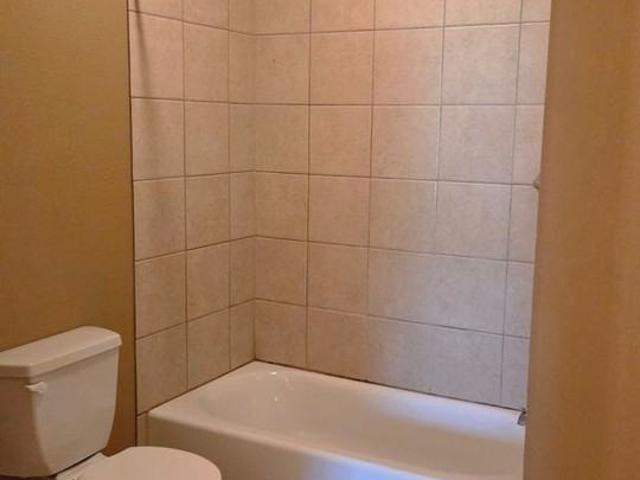 Divine Mercy, LLC 2 Bedroom Apartment for Rent at 1321A Ne 39th St, Kansas City, MO 64116 River View