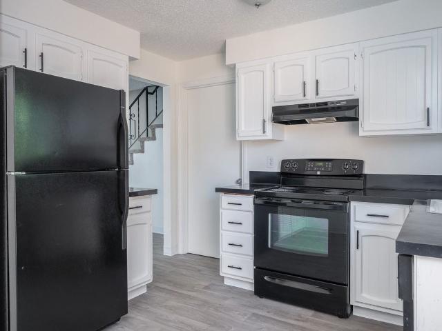 Division 890 3 Bedroom Apartment for Rent at 890 Nw Division St, Gresham, OR 97030 Gresham Northwest