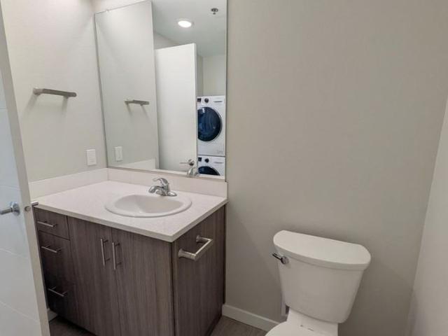 Division 31 Apartments Studio Apartment for Rent at 2475 Se 30th Ave, Portland, OR 97202 Richmond