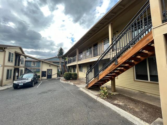 Division Apartments by Star Metro 2 Bedroom Apartment for Rent at 2703 Se Division St, Portland, OR 97202 Hosford Abernethy