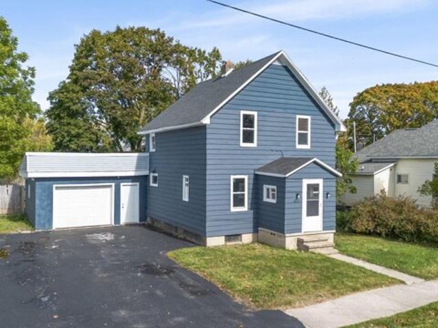 Division St, Cheboygan, Home For Sale
