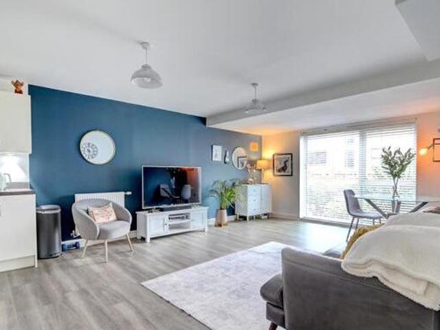 Divot Way, Basingstoke, 1 Bedroom Apartment