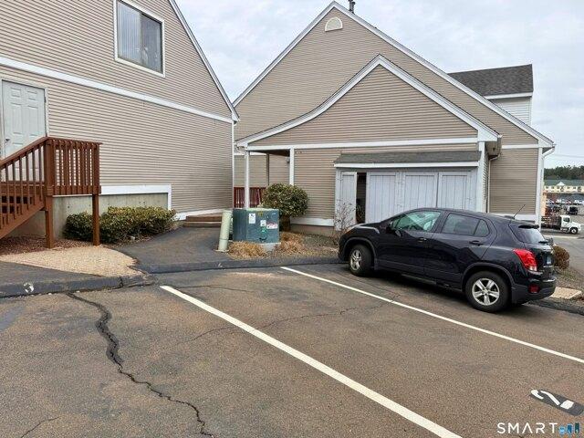 Dixwell Ave Apt B, Hamden, Home For Sale