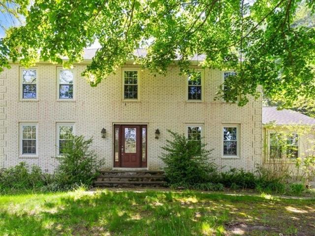 Dix Rd, Franklin, Home For Sale
