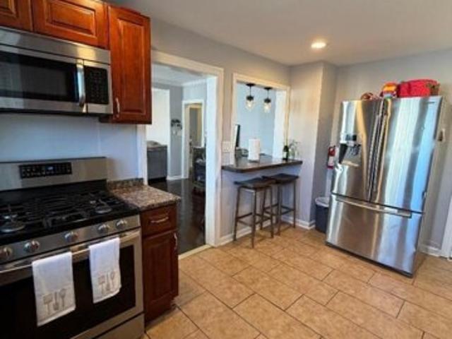 Dixie Ln, Plainfield, Home For Sale