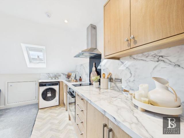 Dixon Street, Swindon SN1, Studio to rent, £1,100 pcm | PrimeLocation
