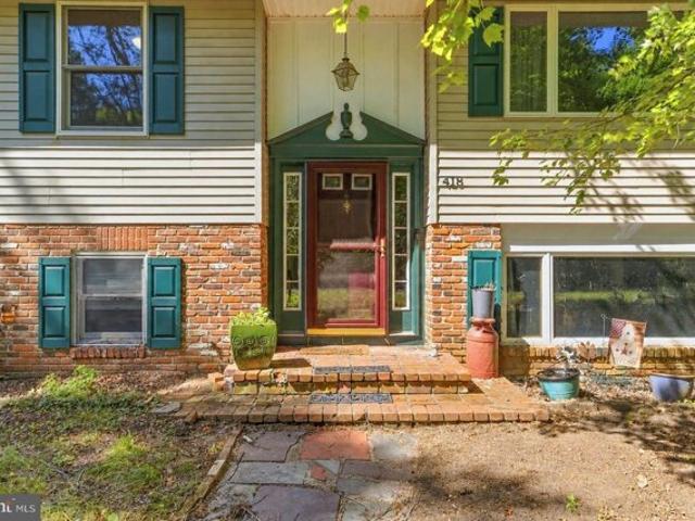 Dixontown Rd, Medford, Home For Sale