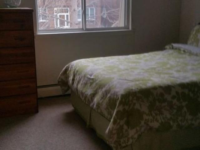 DJ Smith Realty Emerson Ave S 1 Bedroom Apartment for Rent at 3404 Emerson Ave S, Minneapolis, MN 55408 CARAG