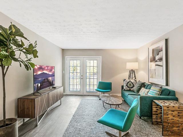 Domain & Gateway at Cedar 2 Bedroom Apartment for Rent at 3073 Cedar Creek Pkwy, Decatur, GA 30033