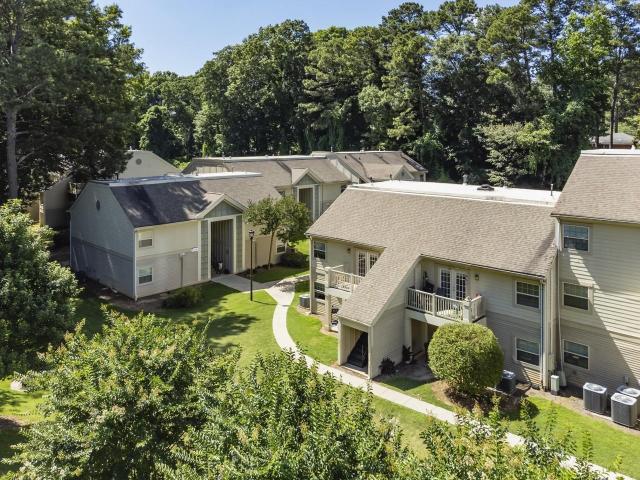Domain & Gateway at Cedar 2 Bedroom Apartment for Rent at 3073 Cedar Creek Pkwy, Decatur, GA 30033