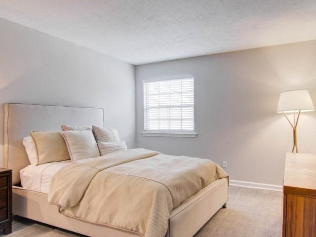 Domain & Gateway at Cedar Studio Apartment for Rent at 3073 Cedar Creek Pkwy, Decatur, GA 30033