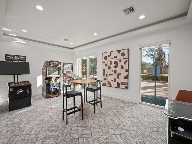 Domain West 1 Bedroom Apartment for Rent at 611 Dairy Ashford Rd, Houston, TX 77079 Memorial