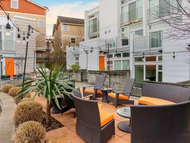 Domaine 1 Bedroom Apartment for Rent at 2483 Birch Ave N, Seattle, WA 98109 East Queen Anne