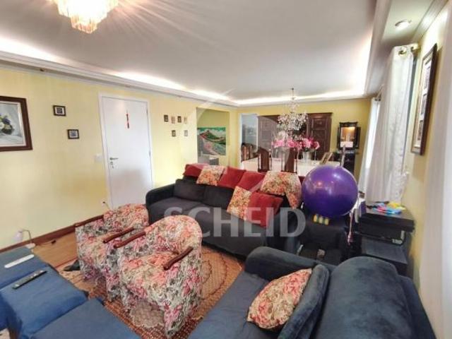 Domínio Marajoara 190m2 com 4 dormitórios no Jd Marajoara condomínio clube