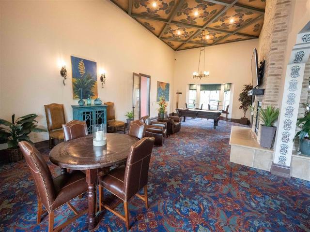 Dominion Courtyard Villas 1 Bedroom Apartment for Rent at 1650 E Shepherd Ave, Fresno, CA 93720 Woodward Park