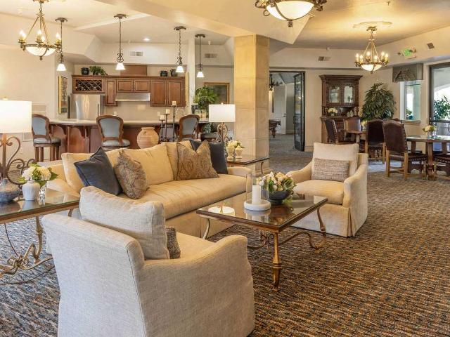 Dominion Courtyard Villas 2 Bedroom Apartment for Rent at 1650 E Shepherd Ave, Fresno, CA 93720 Woodward Park