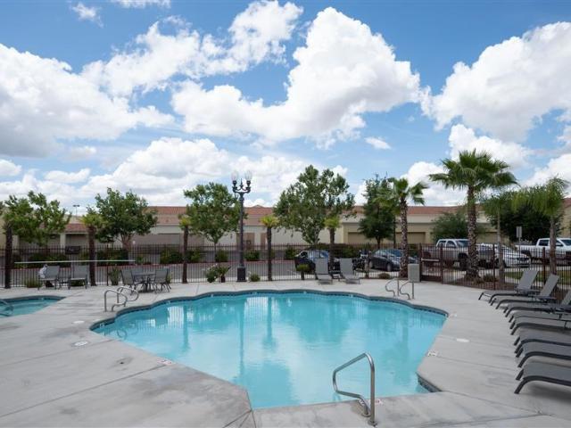 Dominion Courtyard Villas 3 Bedroom Apartment for Rent at 1650 E Shepherd Ave, Fresno, CA 93720 Woodward Park