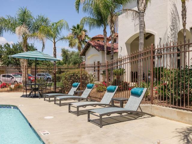 Dominion Courtyard Villas 3 Bedroom Apartment for Rent at 1650 E Shepherd Ave, Fresno, CA 93720 Woodward Park