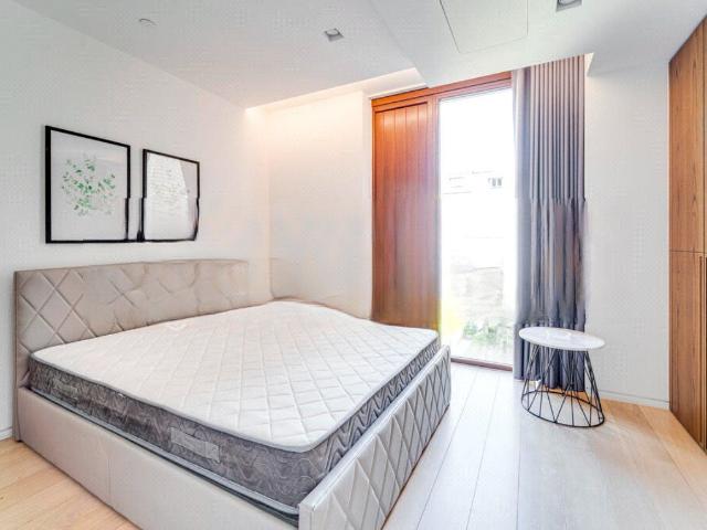 Dominion House, Bartholomew Close, Barbican, London EC1A, 1 bed flat to rent, £3,800 pcm | PrimeLocation