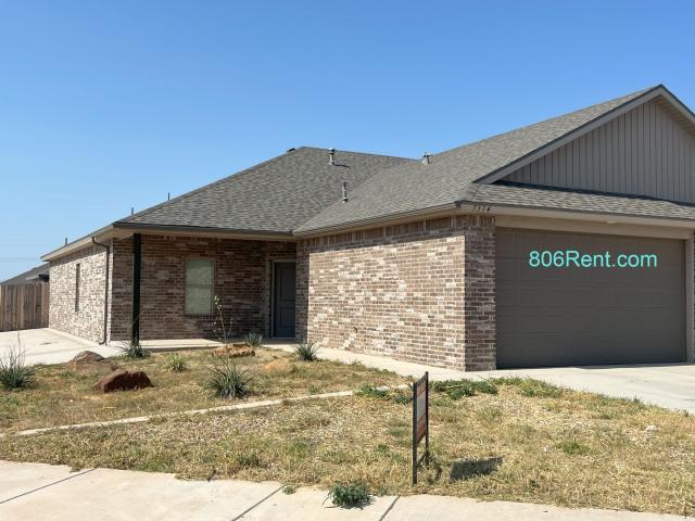 Don't miss out on this move in special *BEAUTIFUL LINCOLN 16 Home
