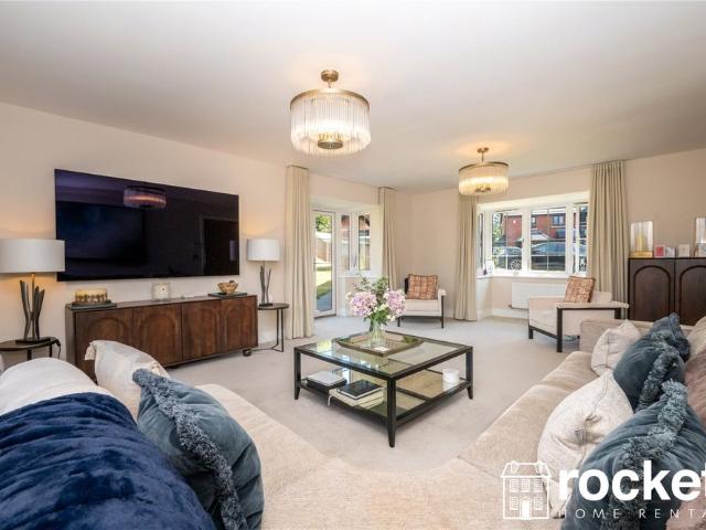 Don Valley Crescent, Trentham, Stoke On Trent, ST4