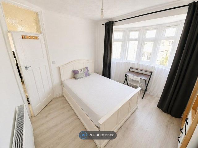 Donaldson Road, London SE18, 3 bed terraced house to rent, £2,200 pcm | PrimeLocation