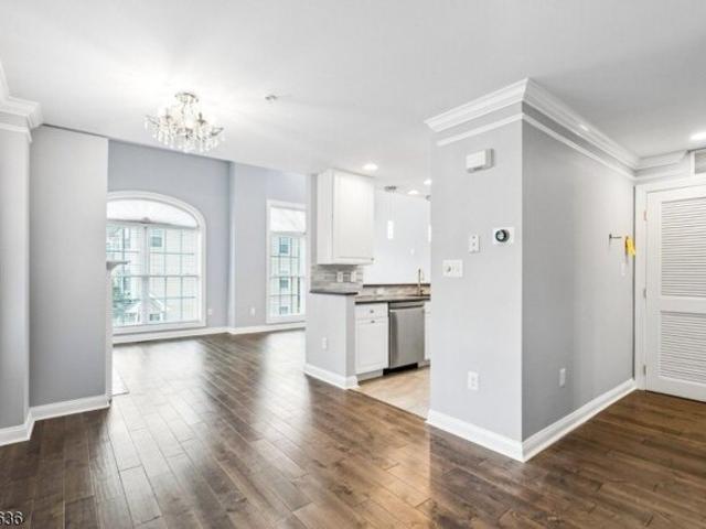 Donato Cir, Scotch Plains, Condo For Sale