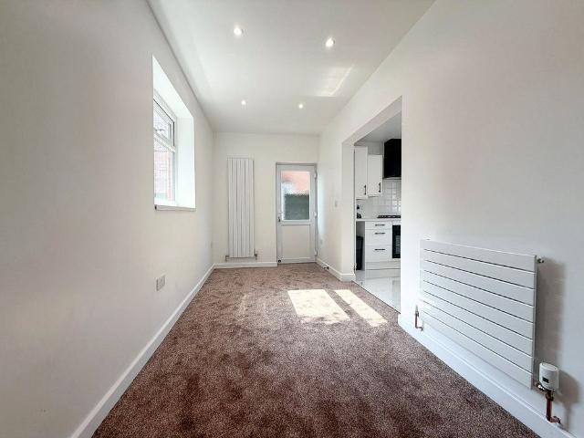 Doncaster Avenue, Withington, Manchester, M20 1DH