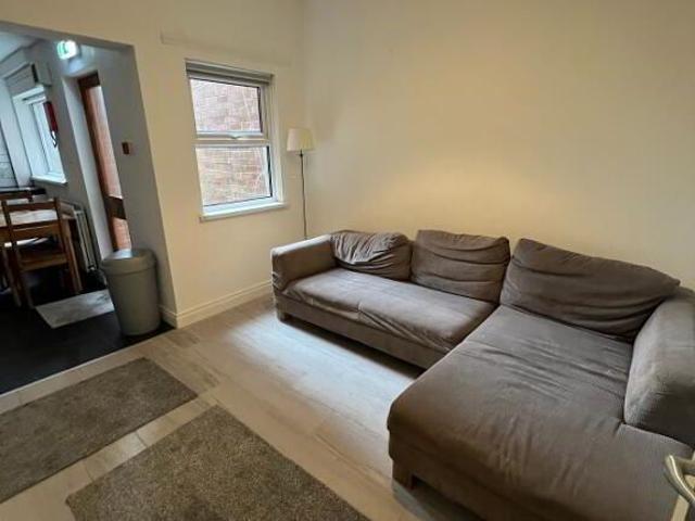 Donegall Road, Room 2, All Bills Included, Belfast, BT12 5NA