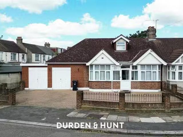 Donington Avenue, Barkingside, IG6 4 bed semi detached bungalo.
