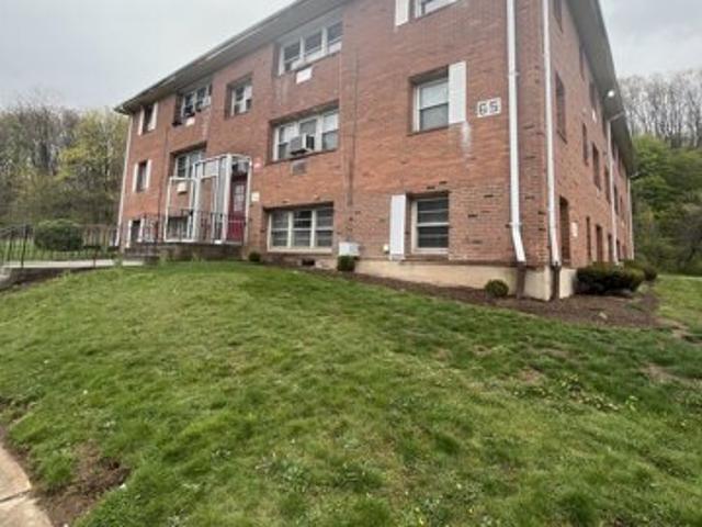 Donna Dr Unit C, New Haven, Condo For Sale