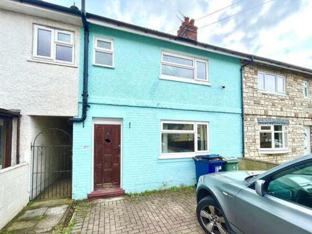 Donnington Bridge Road, Student Bedroom,4 Bedroom Terraced