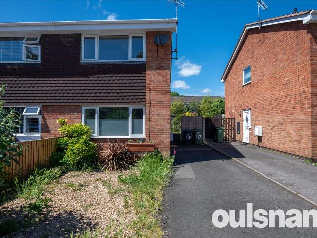 Donnington Close, Redditch, Worcestershire B98, 2 bed semi detached house to rent, £1,100 pcm | PrimeLocation