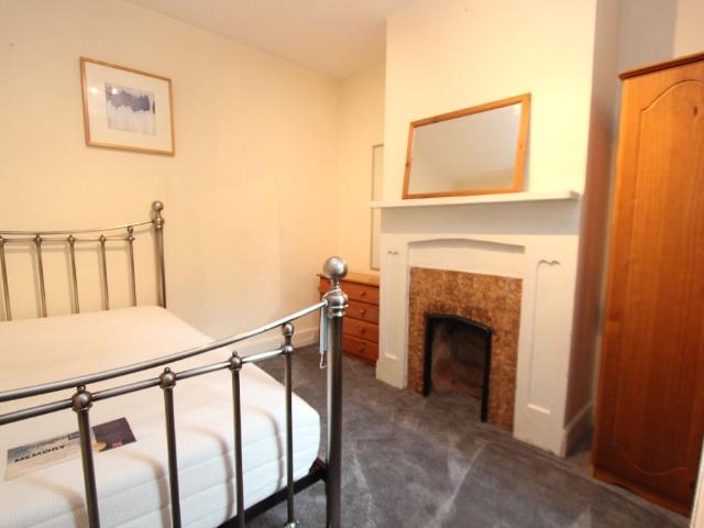 Donnington Road, Reading RG1, Room to rent, £635 pcm | PrimeLocation