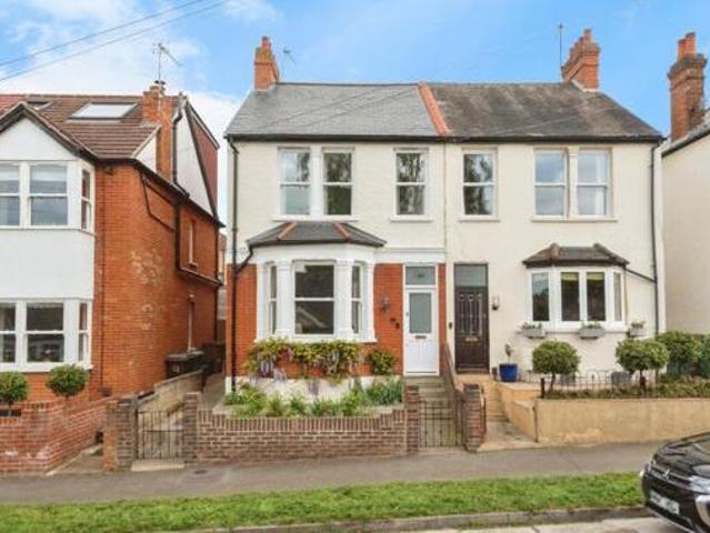 Donnington Road, Worcester Park, 3 Bedroom Semi detached