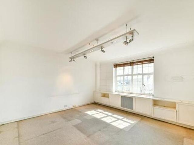 Donovan Court, Drayton Gardens, 1 Bedroom Flat