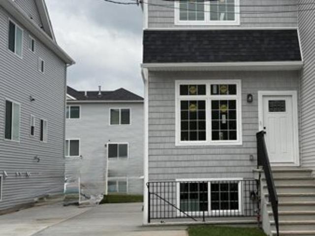 Doane Ave, Staten Island, Home For Sale